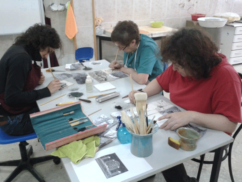 Quienes somos | Arcaduz Cerámica